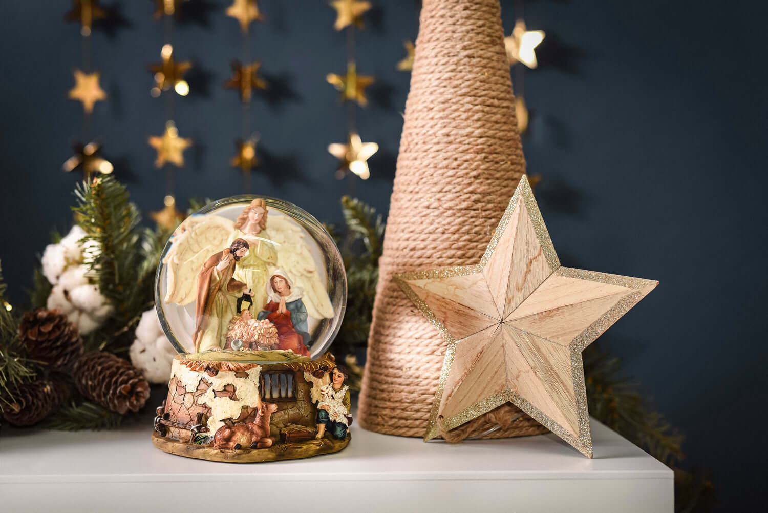 5 meaningful prayers for Christmastime | Savelli Religious