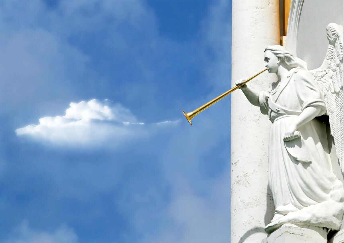 October, the Month of the Angels | Savelli Religious