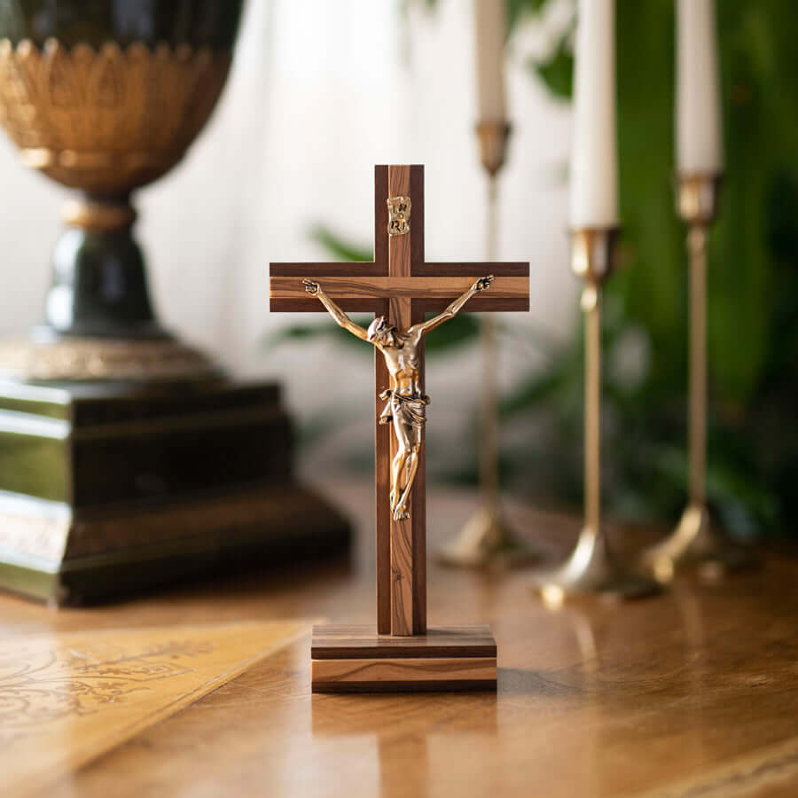 Standing Crucifix Walnut Wood | Savelli Religious